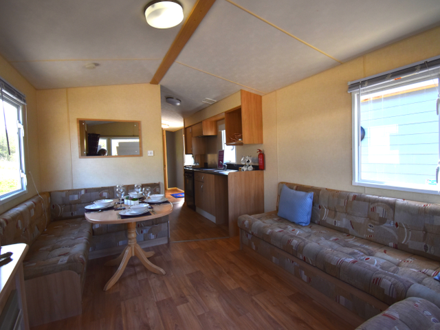 Sand le Mere Holiday Park 2 bed static caravan - £15,995