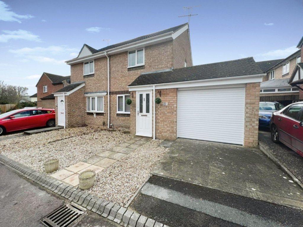 Olive Grove Swindon Sn25 3db 2 Bed Detached House £1 100 Pcm £254 Pw