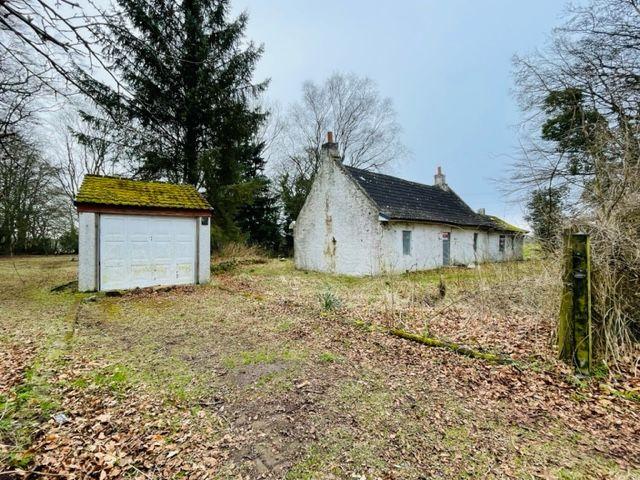 Braidwood, Carluke, Lanarkshire ML8 2 bed bungalow - £70,000
