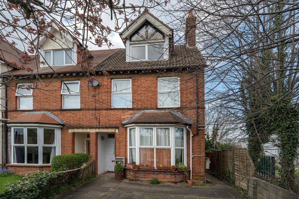 Worting Road, Basingstoke, RG21 Studio - £650 pcm (£150 pw)