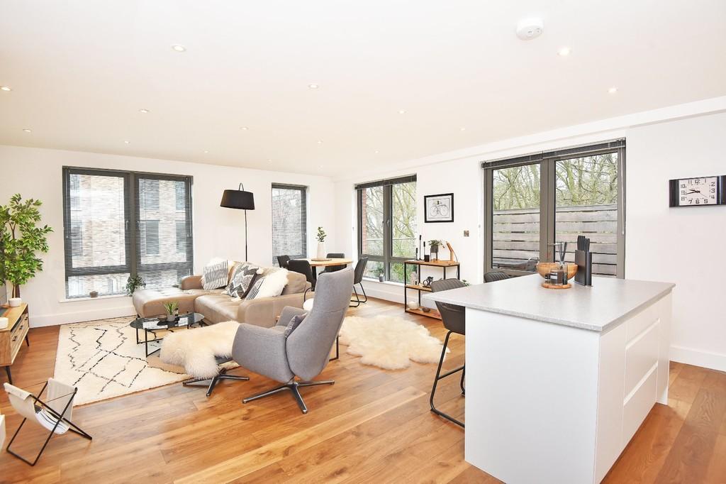 Springfield Court, Springfield... 2 bed apartment - £400,000