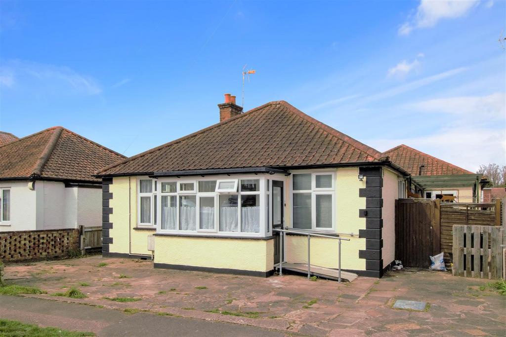 The Kingsway, Ewell Village 3 bed detached bungalow - £750,000
