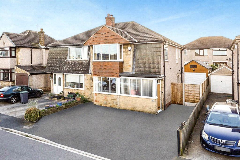 Woodside Drive, Cottingley, Bingley... 3 bed semi-detached house - £250,000