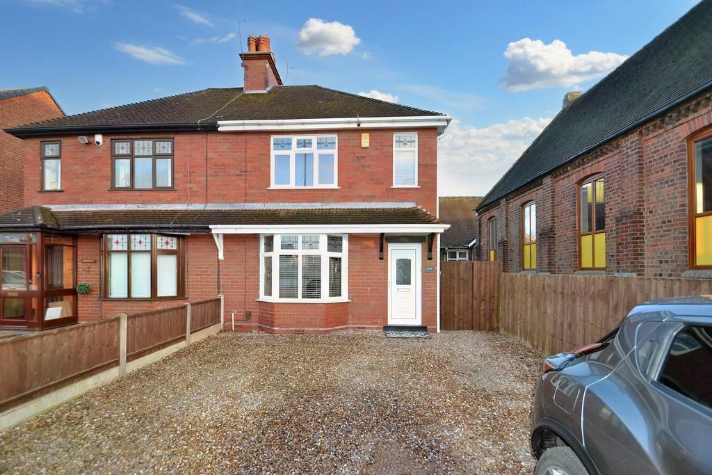 Muxton, Telford 3 bed semi-detached house - £235,000