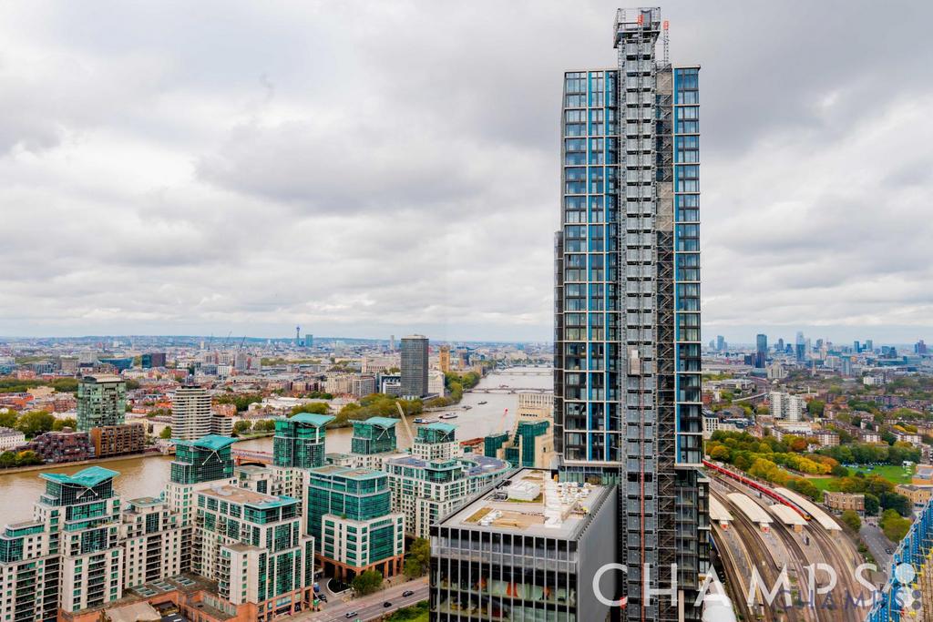 Keybridge Tower, Exchange Gardens... 2 bed flat - £3,900 pcm (£900 pw)