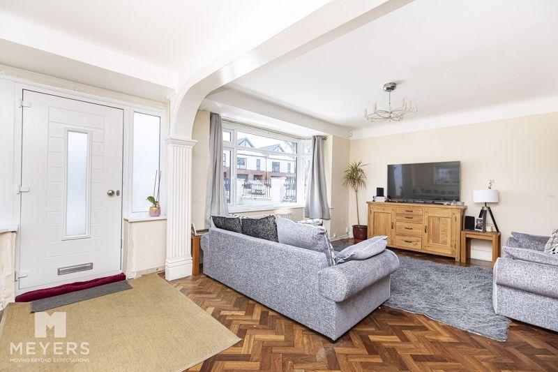 The Grove, Christchurch, BH23 5 bed detached house for sale - £500,000