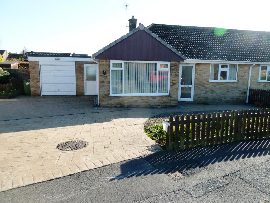 Cleveland Drive Northallerton Dl7 2 Bed Semi Detached Bungalow £220 000
