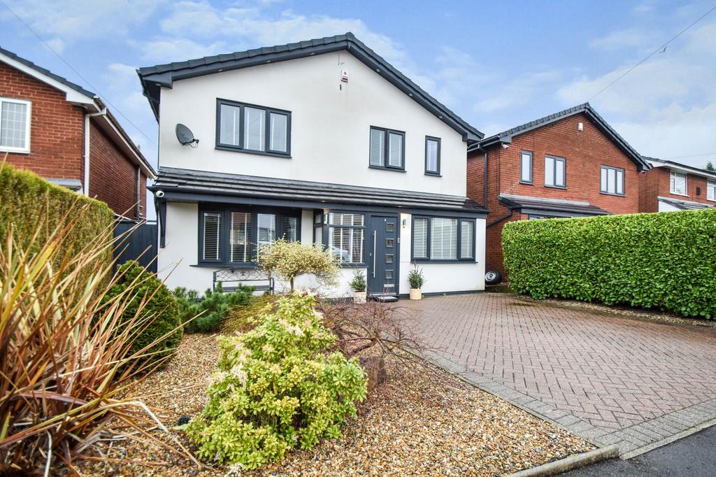 Alnwick Drive, Bury, BL9 4 bed detached house for sale - £585,000