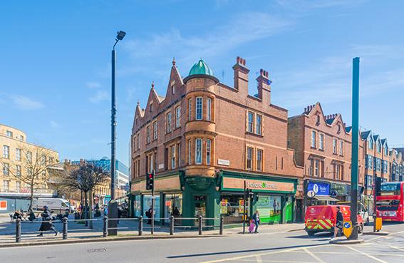 2-10 Jerdan Place, Fulham Broadway... 1 bed flat - £1,998 pcm (£461 pw)