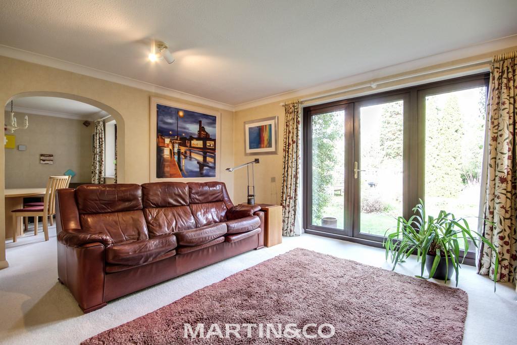 Finchampstead Road Finchampstead 4 Bed Detached Bungalow For Sale £