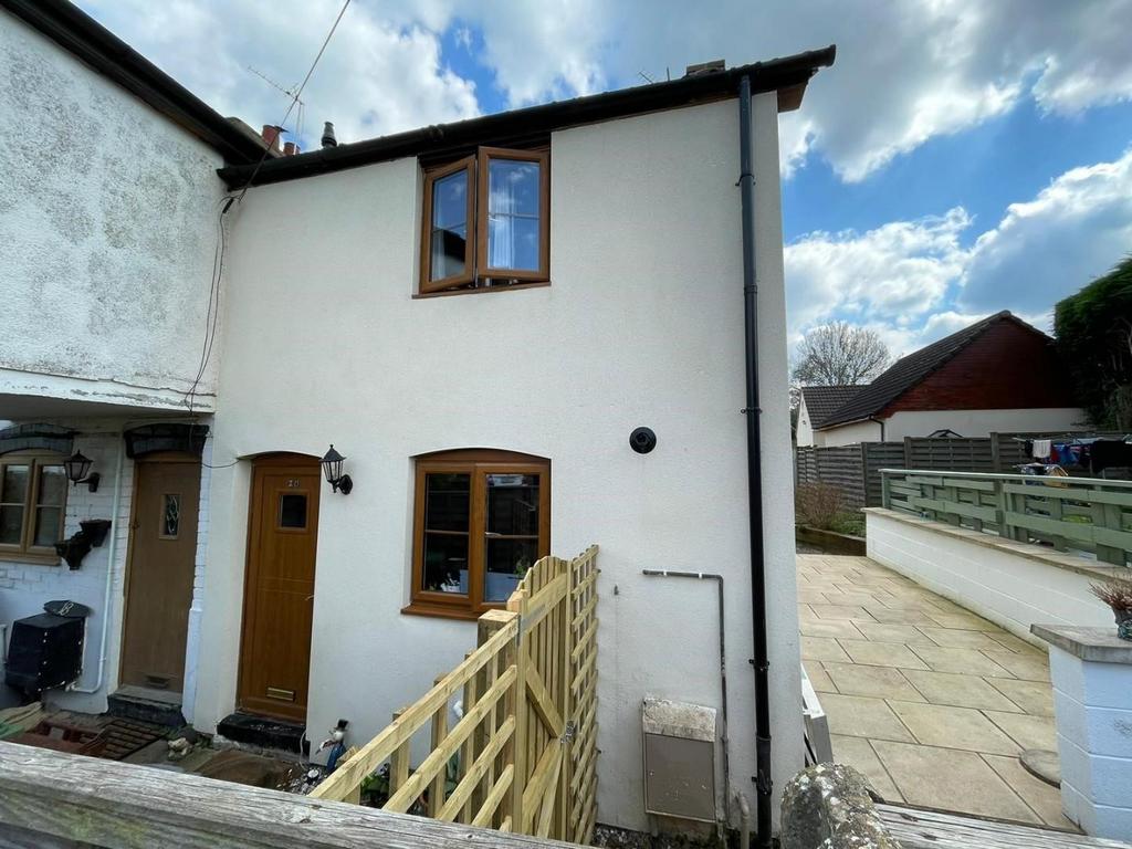 Rowley, Cam, Dursley, GL11 5NT 2 bed end of terrace house - £259,000