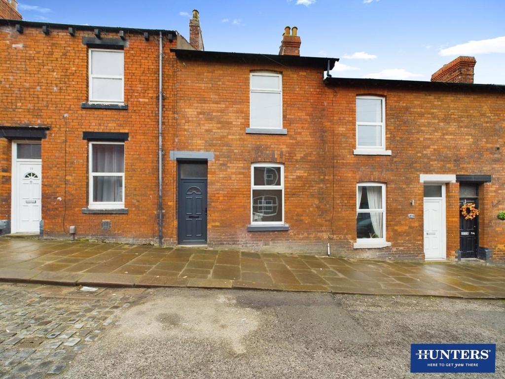 Red Bank Terrace, Carlisle 2 bed terraced house for sale - £125,000