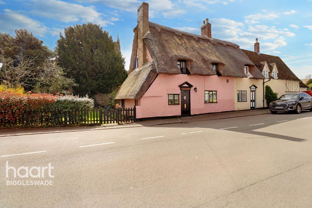 High Street, Blunham 2 bed cottage - £325,000