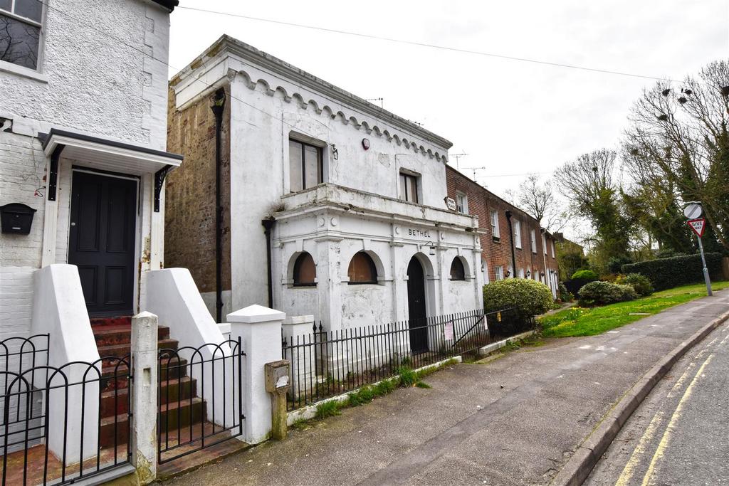 Military Road, Rye 4 bed semi-detached house for sale - £350,000