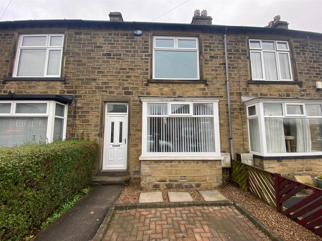 Heatherfield Crescent, Marsh 2 bed terraced house - £800 pcm (£185 pw)