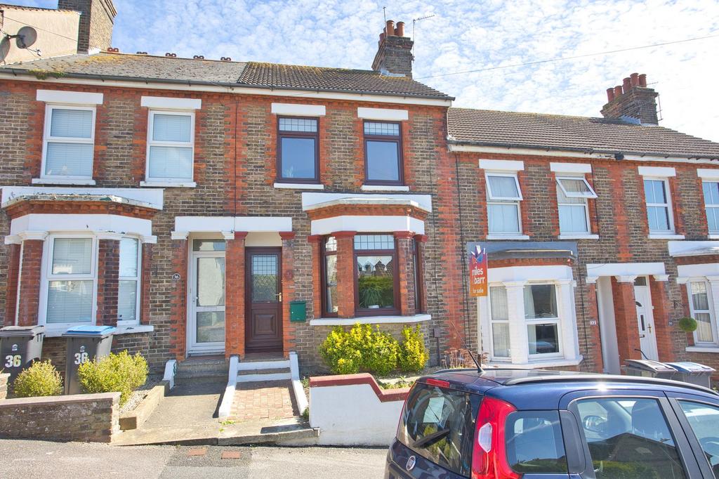 Nightingale Road, Dover, CT16 2 bed terraced house - £225,000