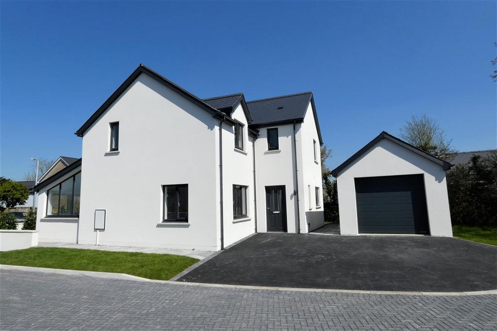 Maes Y Gilbert Clarbeston Road 4 Bed Detached House £425 000
