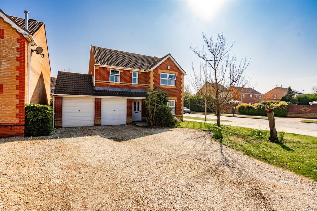 Wren Crescent, Scartho Top, Grimsby... 4 bed detached house for sale ...