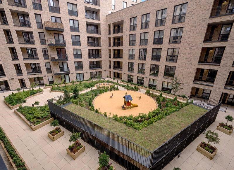 Ashwell House, Merrick Road... 1 bed apartment - £1,500 pcm (£346 pw)