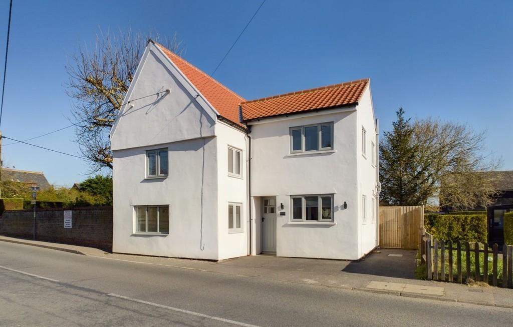 The Street, Freckenham 3 bed cottage - £1,500 pcm (£346 pw)