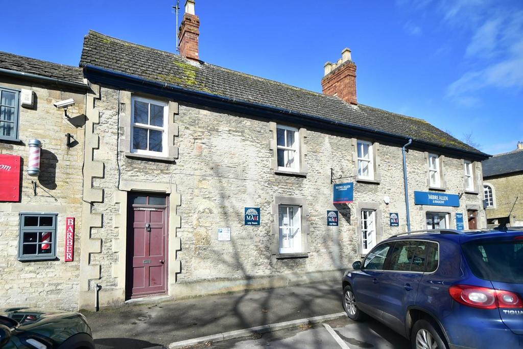 Burford Street, Lechlade 4 bed cottage - £500,000