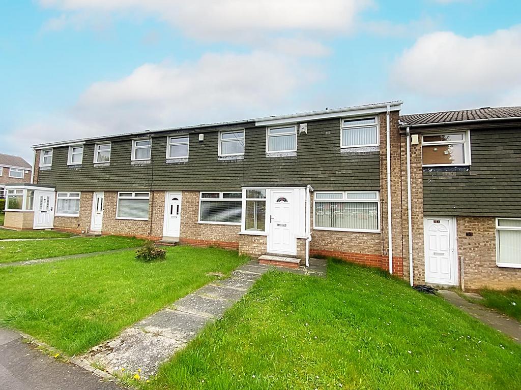 Farndale, Hadrian Lodge West, Wallsend 3 bed terraced house - £159,950