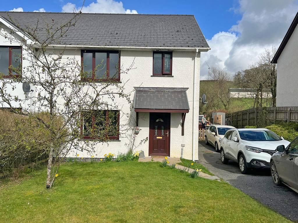 Clos-Y-Llan, Lledrod, Aberystwyth 3 bed semi-detached house - £225,000