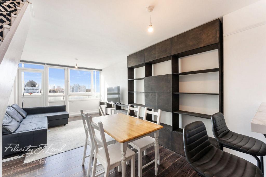 Gilby House, Berger Road, Hackney, E9 2 bed flat - £350,000