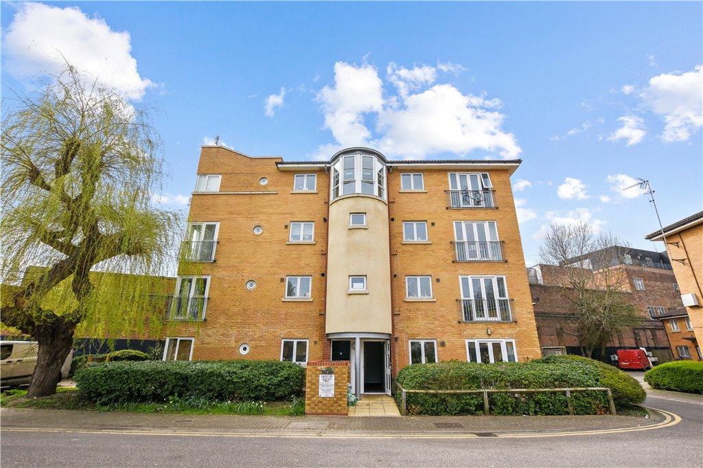 Shalbourne Square, London, E9 1 bed apartment - £340,000
