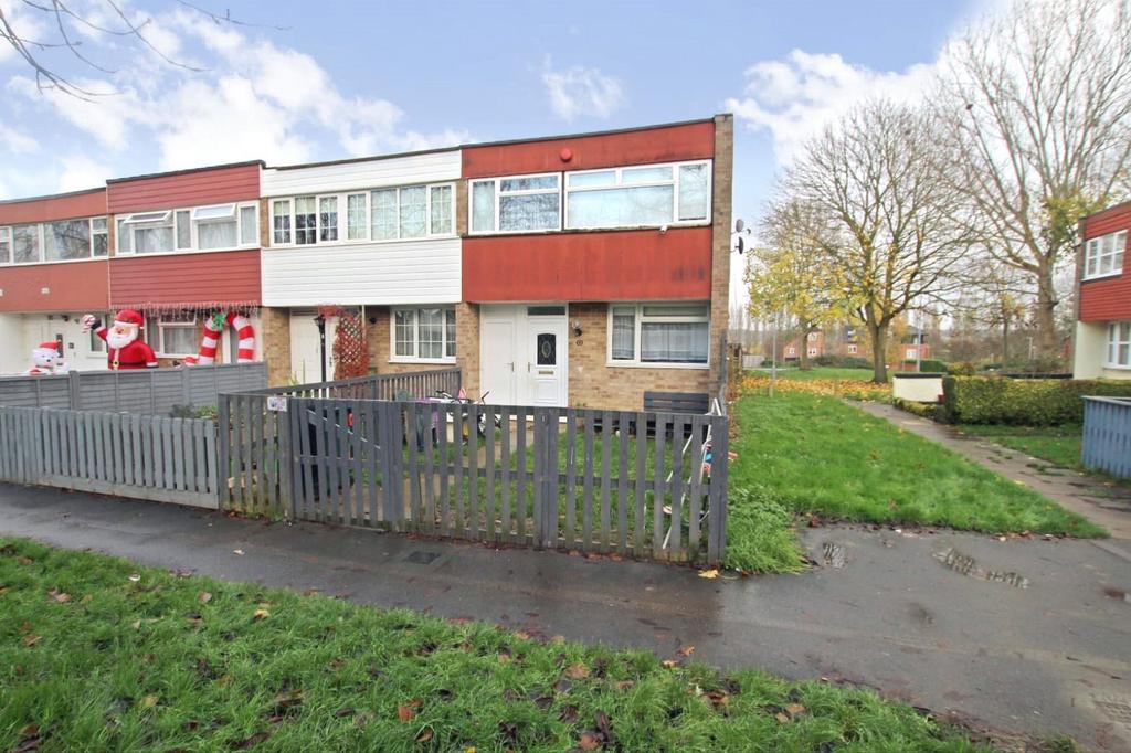 Bletchley, Buckinghamshire MK2 3 bed end of terrace house - £245,000