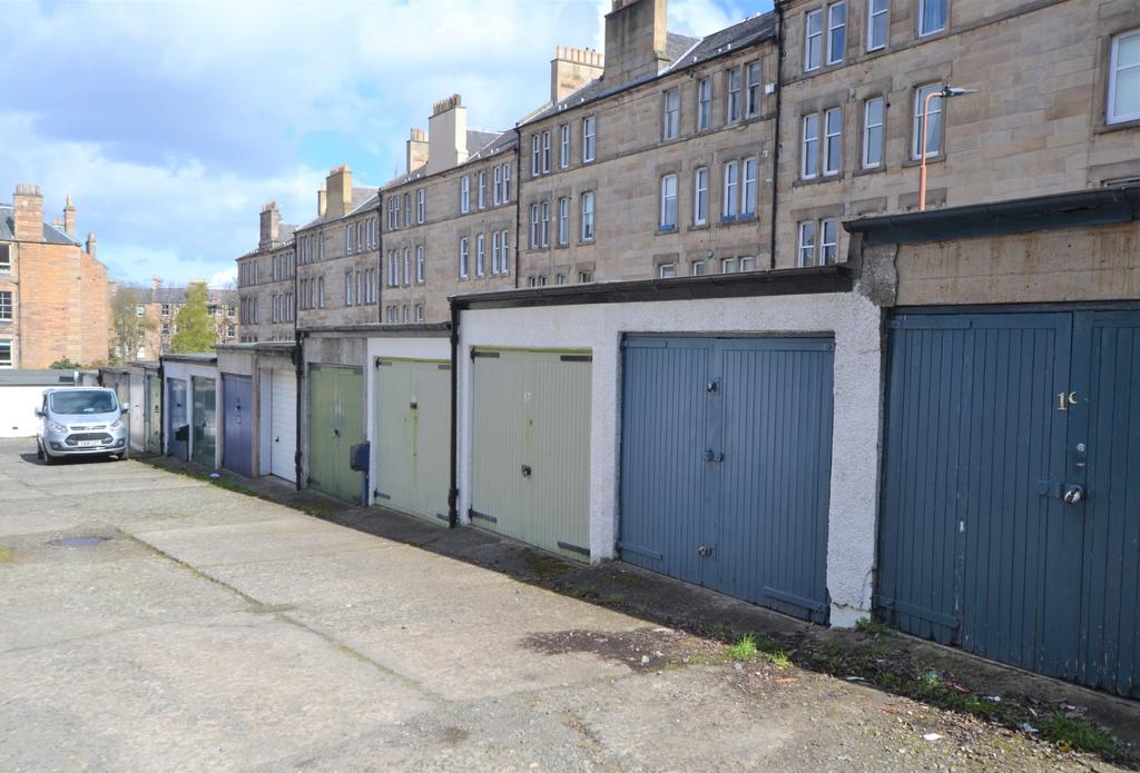 Garage 15/18 Comely Bank Row, Comely... Garage - £225 pcm (£52 pw)