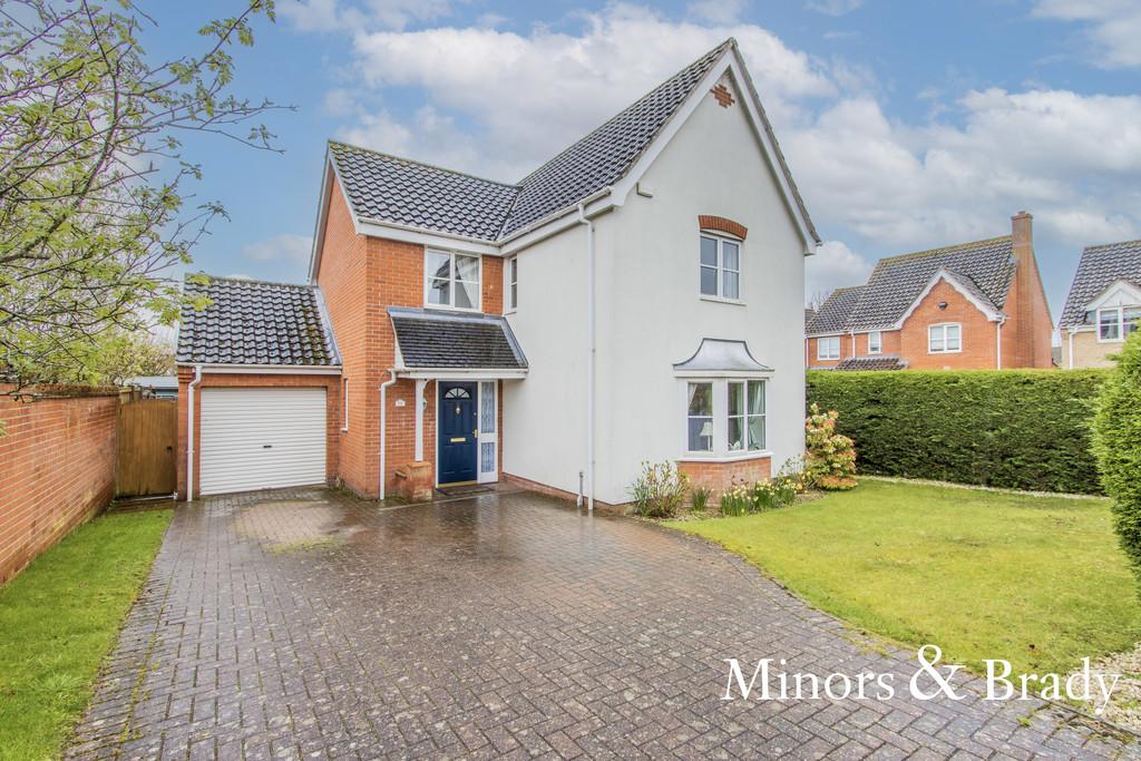 Canfor Road, Rackheath 4 bed detached house - £375,000