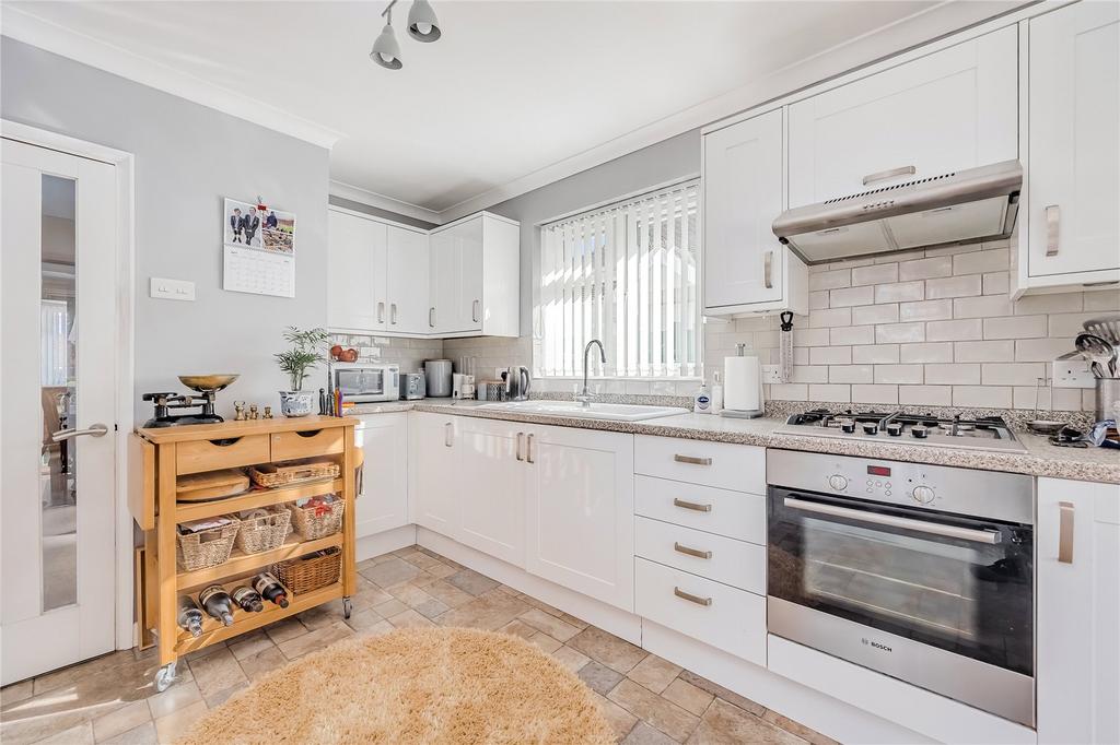 Cedar Close Ampthill Bedfordshire Mk45 2 Bed Bungalow For Sale £