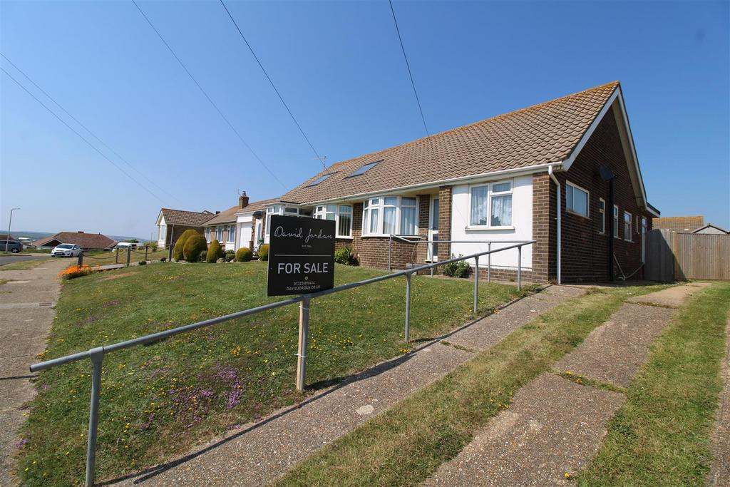 Hawth Park Road, Seaford 2 bed semi-detached bungalow - £315,000