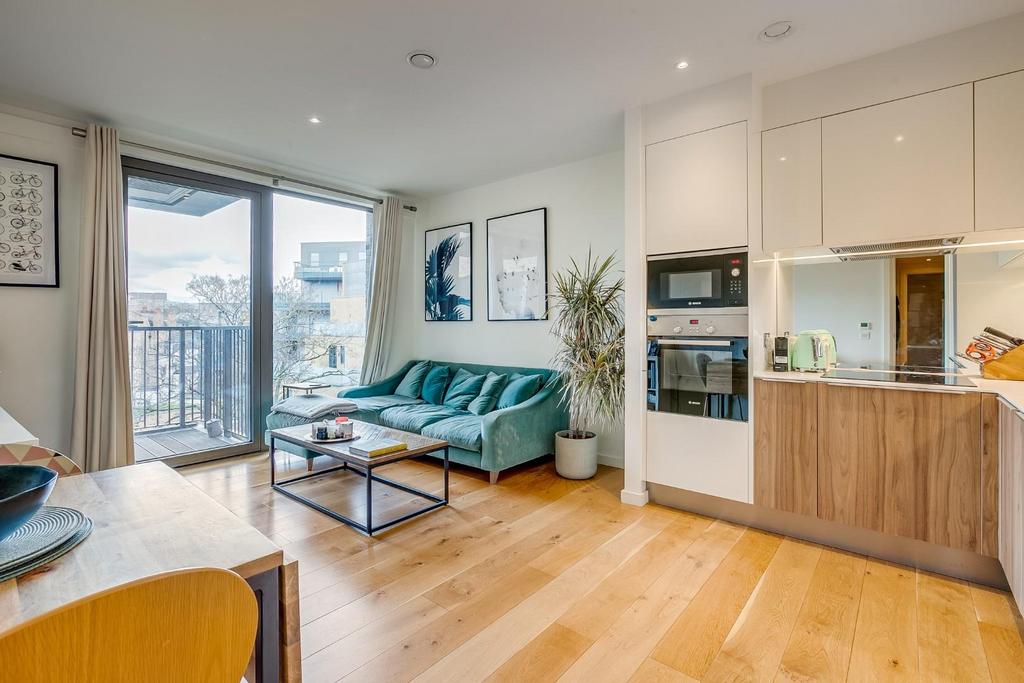 Camberwell Passage, London, SE5 0AU 1 bed flat - £400,000