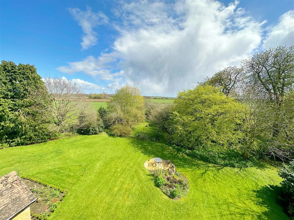 Quinton Grange, Lower Quinton... 2 bed apartment - £275,000