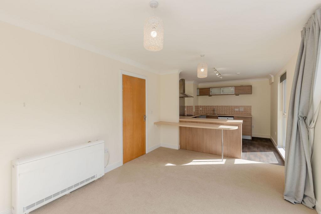 12/5 Ferry Gait Crescent, Silverknowes, Edinburgh EH4 4GR 2 bed flat ...