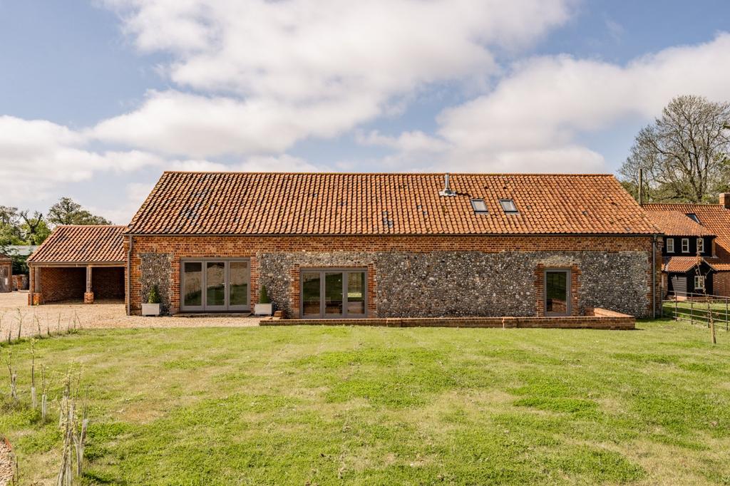 Manor Farm Barns, Bessingham... 4 bed barn conversion for sale - £945,000