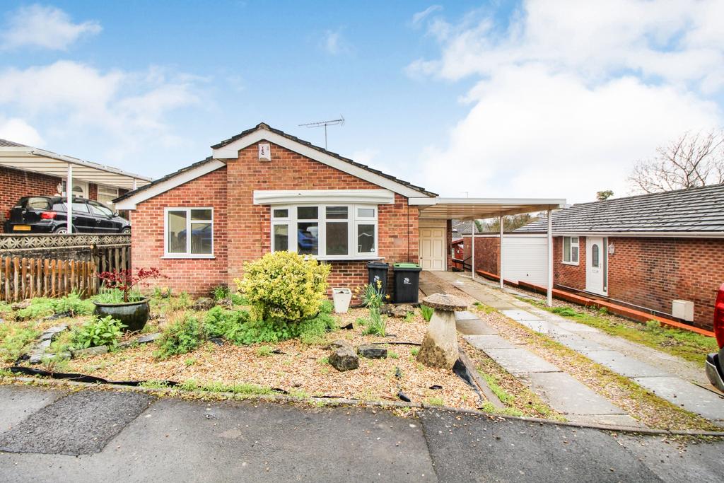 Stileham Bank, Milborne St. Andrew... 3 bed detached bungalow - £1,295 ...