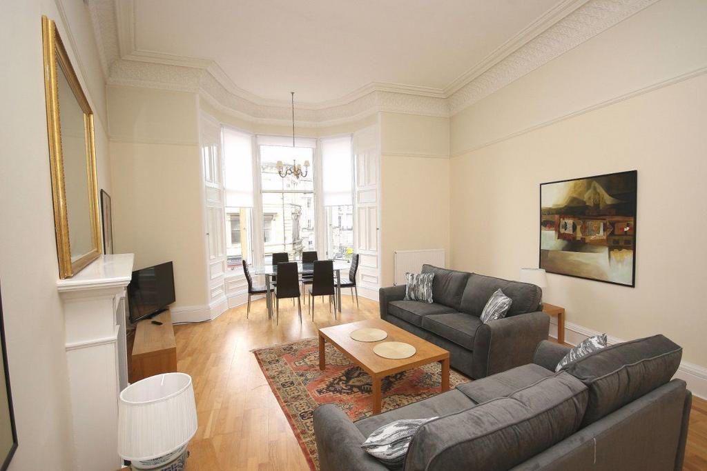 Drumsheugh Place, Edinburgh 3 bed flat - £2,250 pcm (£519 pw)