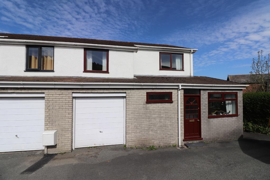Penparcau Road, Aberystwyth SY23 4 bed semi-detached house - £145,000