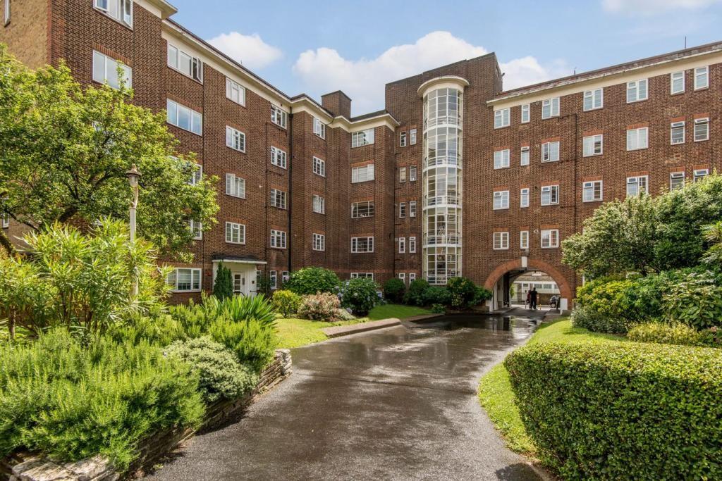 Embassy House, West End Lane, London... 1 bed flat - £1,650 pcm (£381 pw)