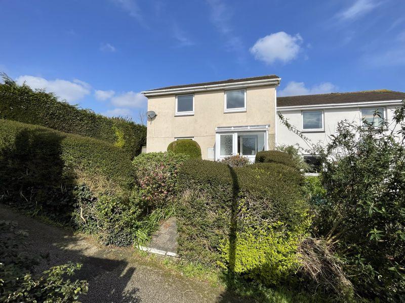 Halwyn Place, Truro 3 bed end of terrace house - £255,000