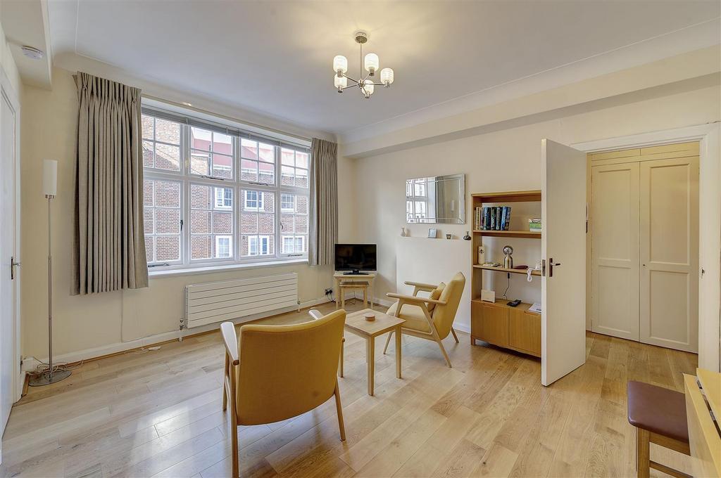 Morpeth Terrace, London Studio - £450,000