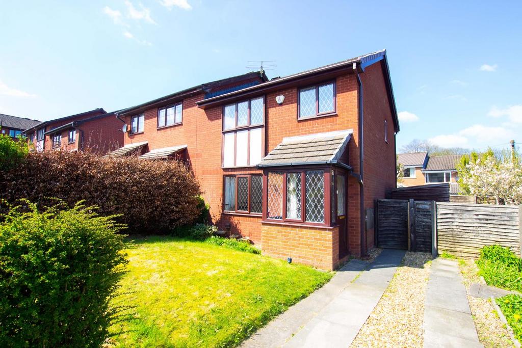 Avonwood Close, Darwen, BB3 1LF 3 bed semi-detached house - £165,000