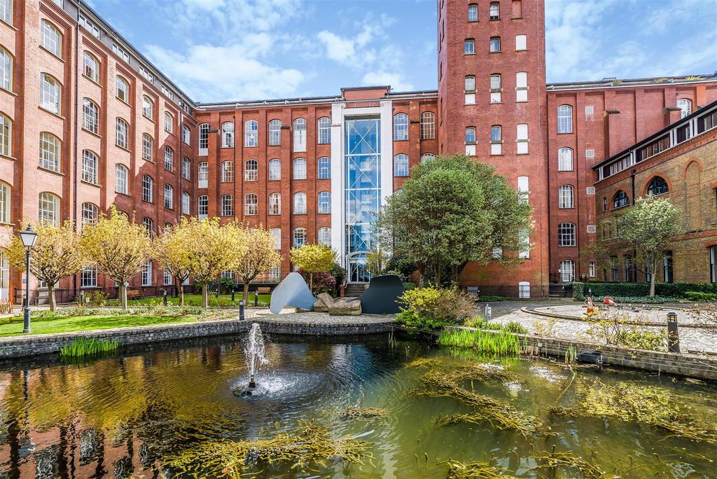 Fairfield Road, London 2 bed apartment - £520,000