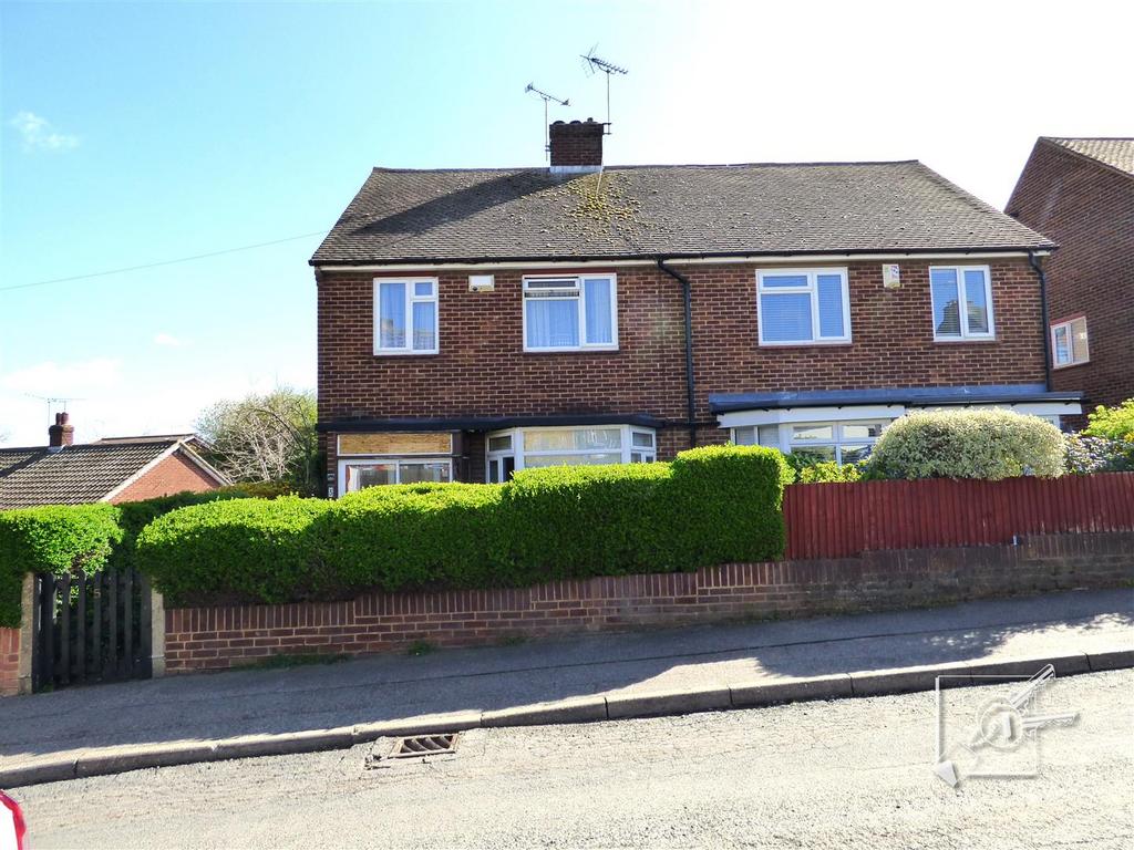 Betsham Road, Swanscombe 3 bed house - £350,000
