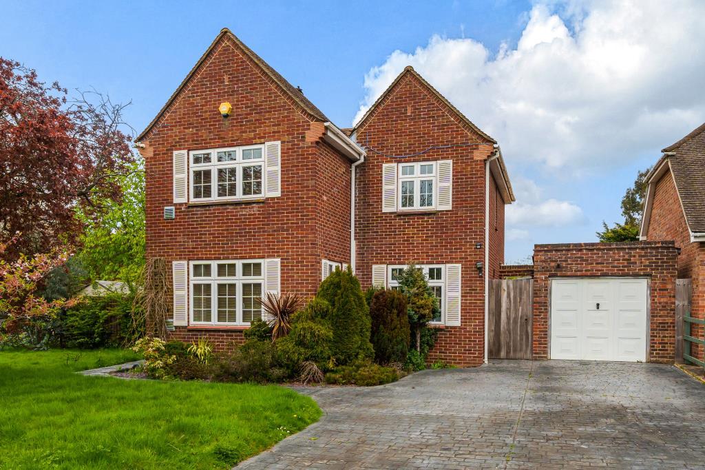 Pattinson Road, Reading, RG2 3 bed detached house - £2,350 pcm (£542 pw)