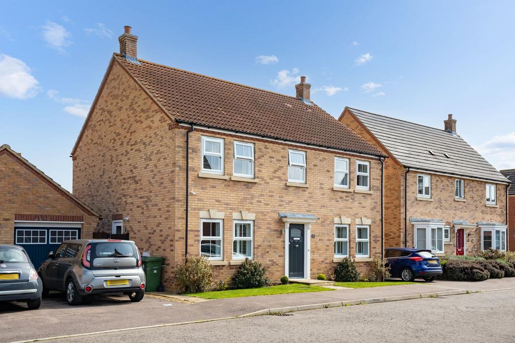 Walker Way, Longstanton, CB24 4 bed detached house - £590,000