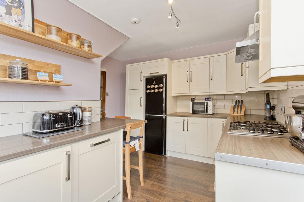 79 Redhall Road, Redhall, Edinburgh... 2 bed semi-detached house - £245,000